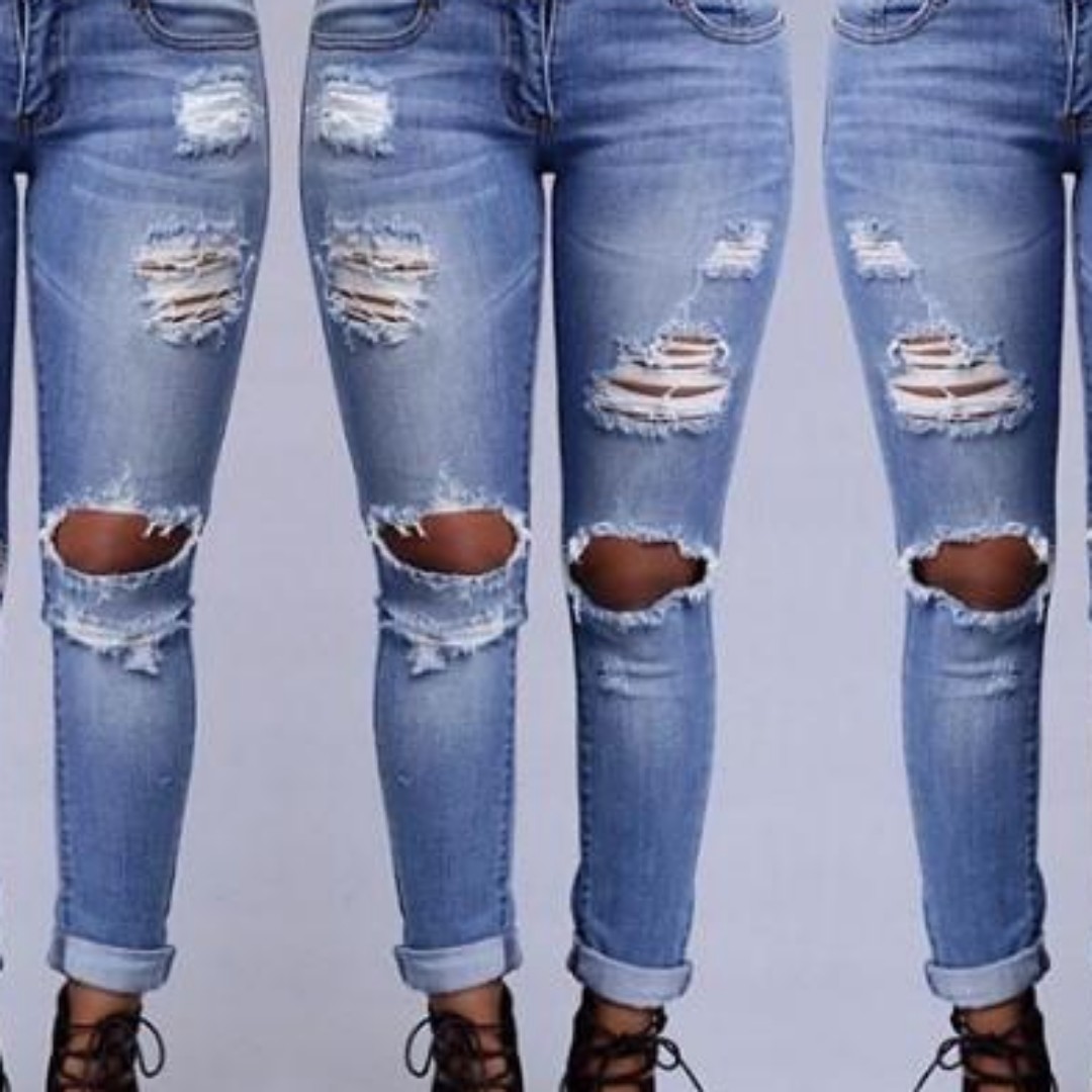 Ripped Jeans, Women's Fashion, Bottoms, Jeans & Leggings on Carousell