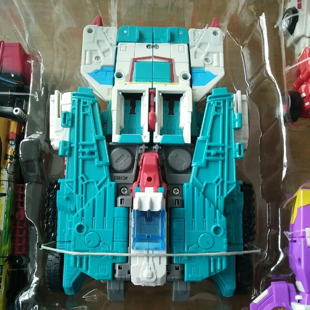 Transformers Titans Return Toysrus Exclusive Chaos On Velocitron ...