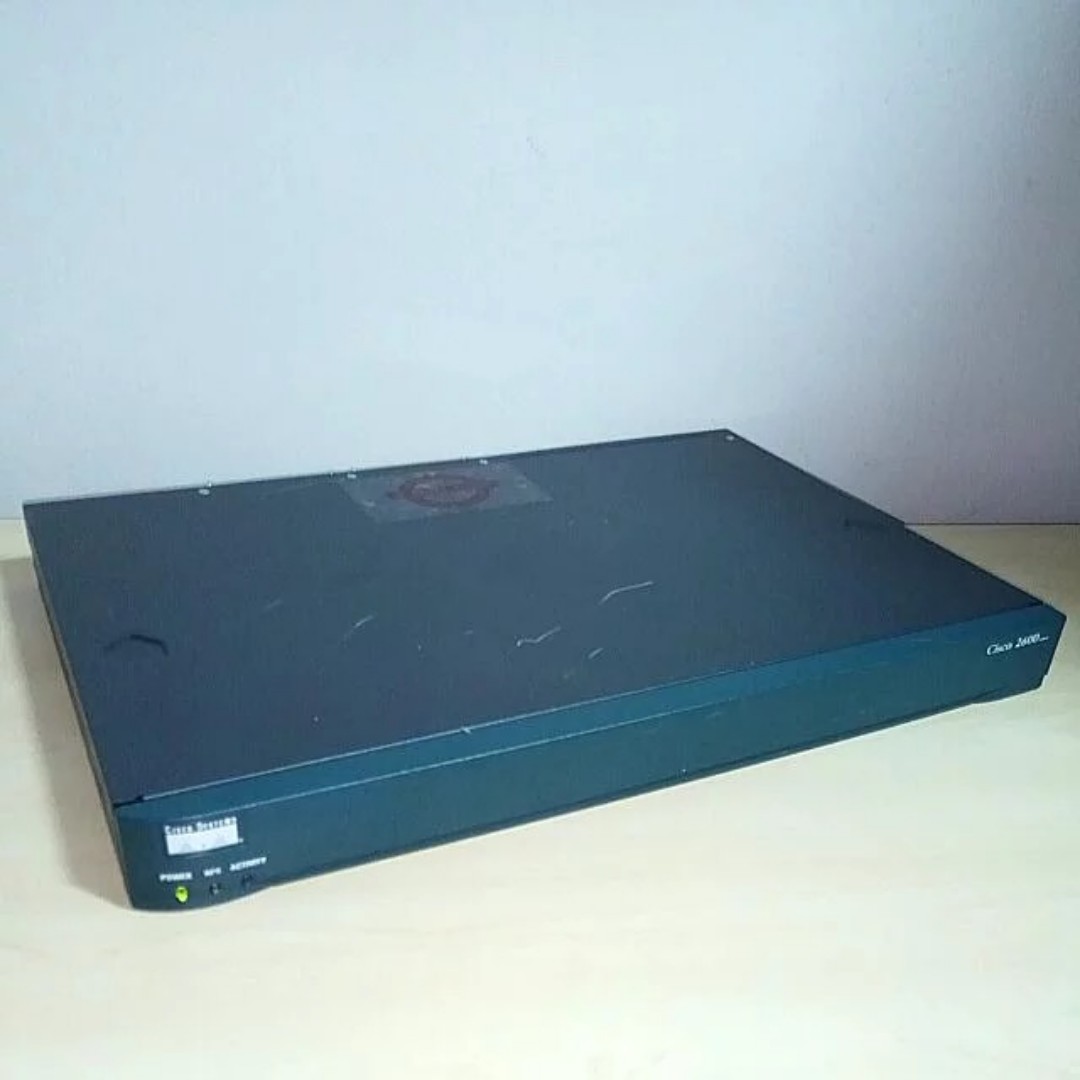 Cisco 2611XM (Cisco 2600 series) Ethernet Router w. Cisco WIC-2T 2-Port ...