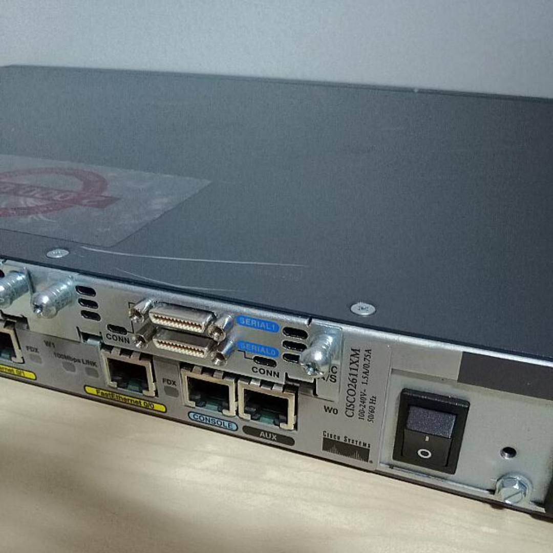 Cisco 2611XM (Cisco 2600 series) Ethernet Router w. Cisco WIC-2T 2-Port ...