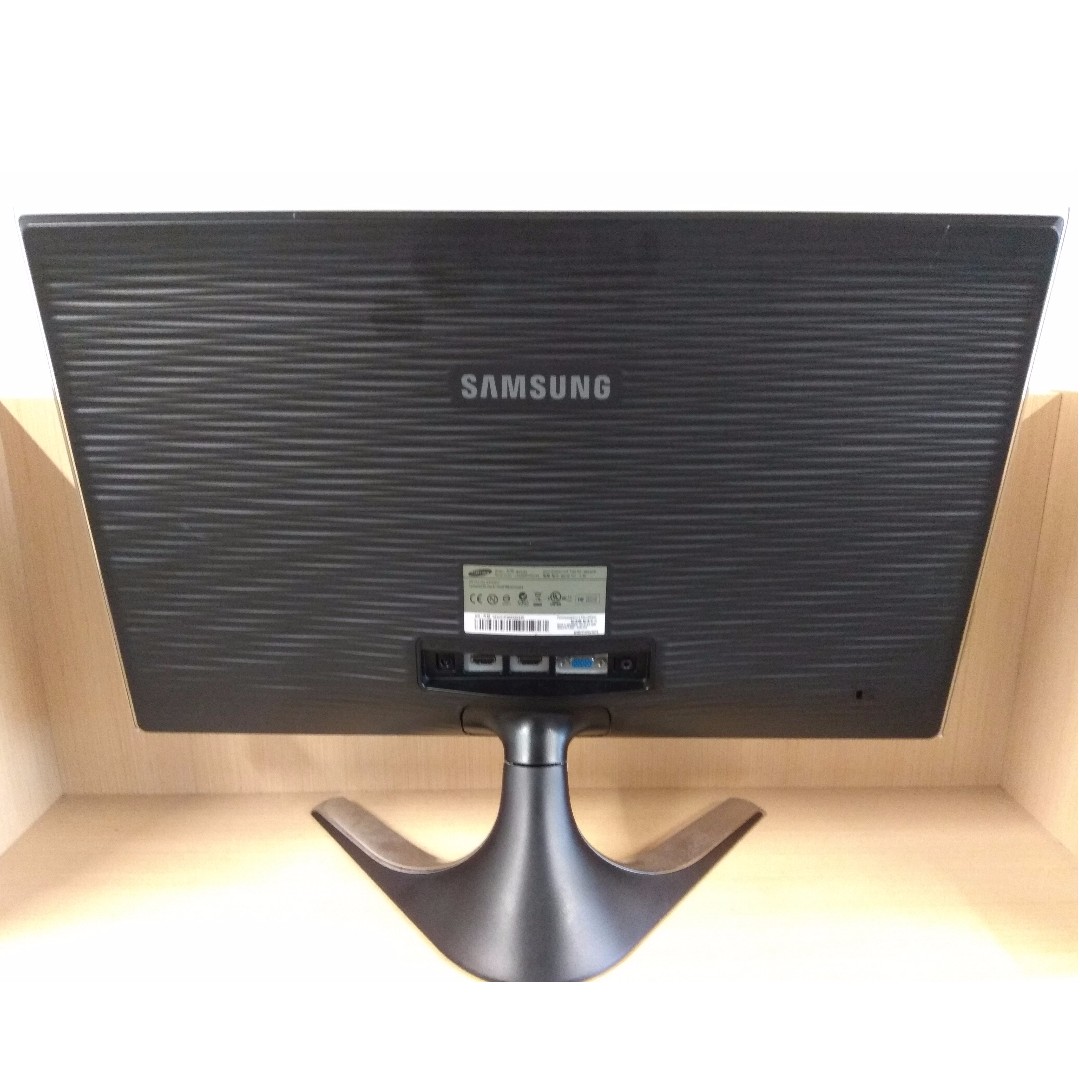 Samsung SyncMaster BX2450 - LED monitor - 24", Computers & Tech, Desktops on Carousell