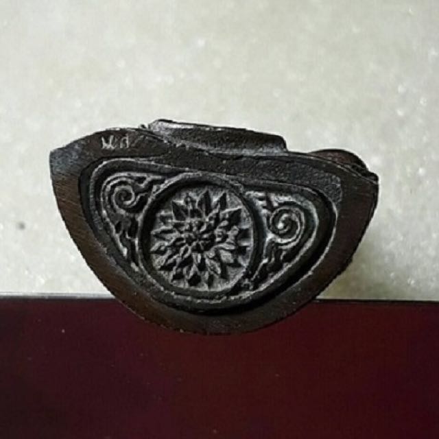 Thai Amulet - Phra Kring - Nur Nawa - Lopburi Style - Lp Pae - Thai ...