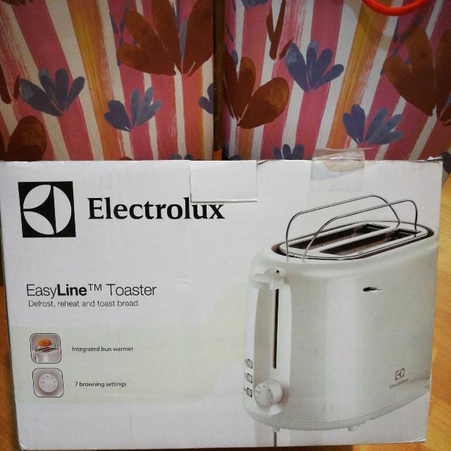 Electrolux Bread Toaster, TV & Home Appliances, Kitchen Appliances ...