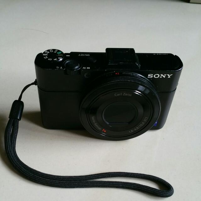 Sony Rx100 M2 With External Battery Charger, Photography, Photography ...