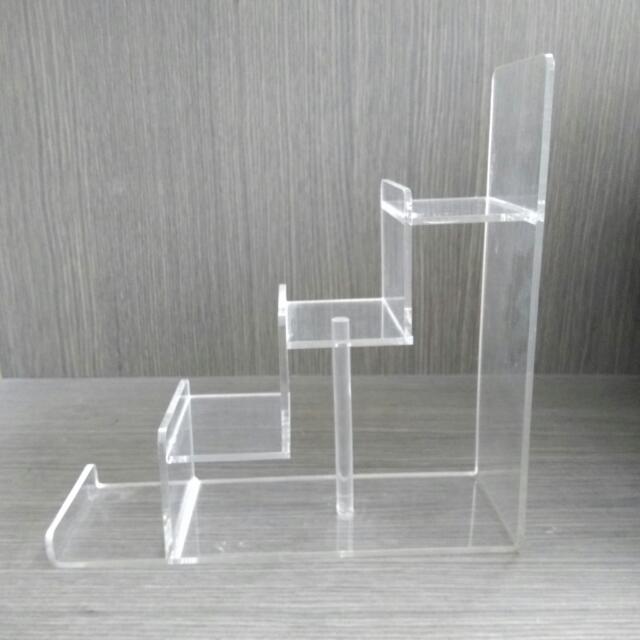 Clear Acrylic Display Rack, Everything Else on Carousell