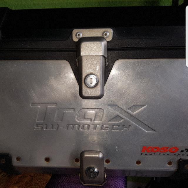 Trax Box Silver W Base Plate, Motorcycles, Motorcycle Accessories on ...
