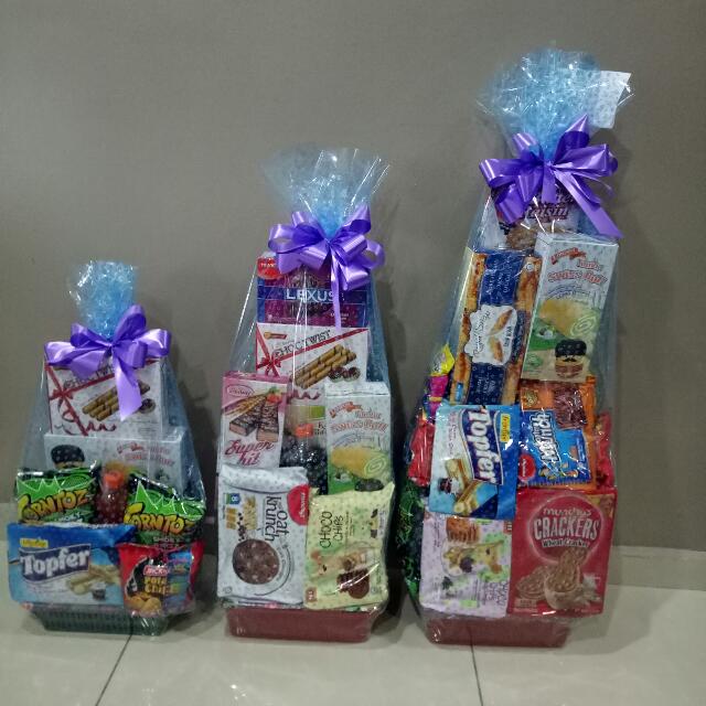 Hamper Makanan Dan Minuman, Food & Drinks, Gift Baskets & Hampers on ...