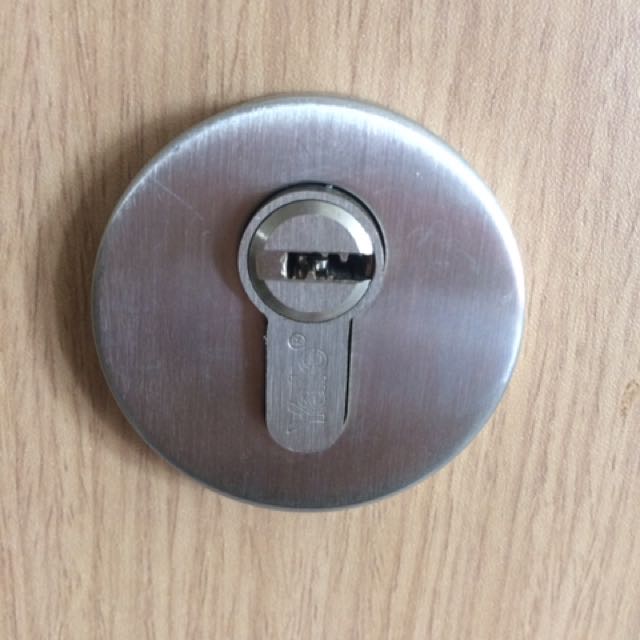 Main Door Keyhole Lock, Bulletin Board, Looking For on Carousell