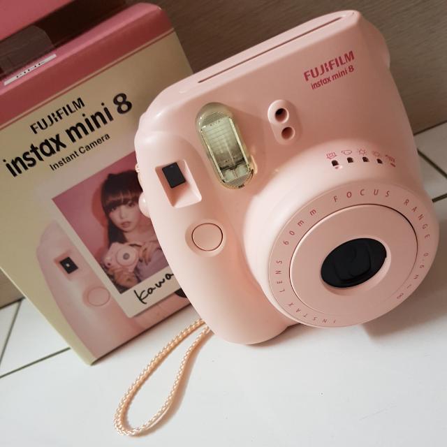 Fujifilm instax mini8, Photography, Cameras on Carousell