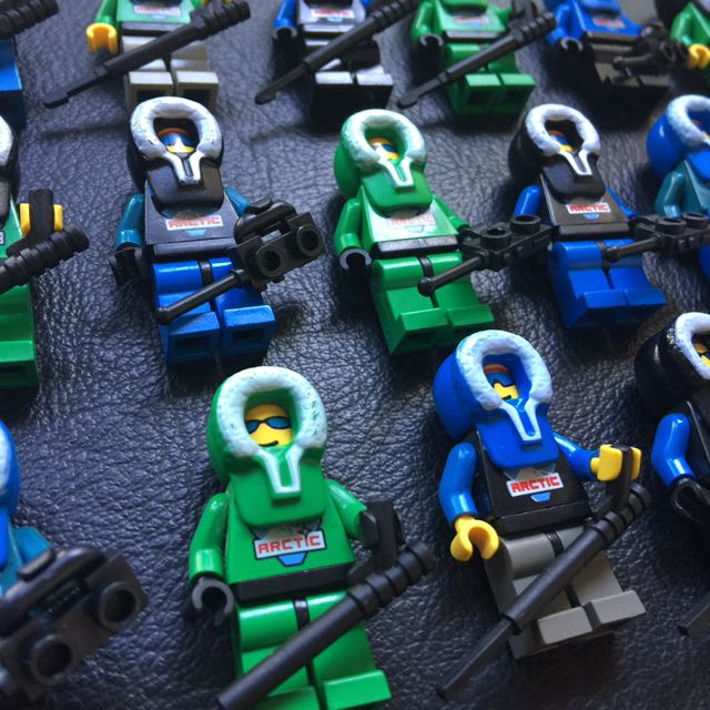 Lego Eskimos Arctic Minifigure Classic vintage Playset, Toys & Games ...