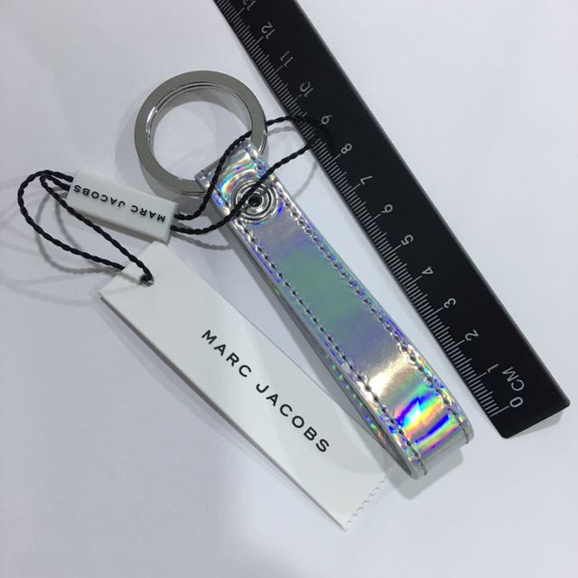 MARC JACOBS KEY LOOP, Women's Fashion, Watches & Accessories, Other ...