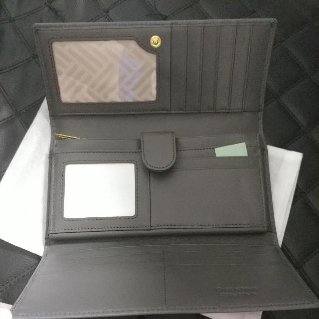 BNIB CARLO RINO WALLET @ $40 ONLY!!! 50% OFF RETAIL PRICE!!! ISETAN ...
