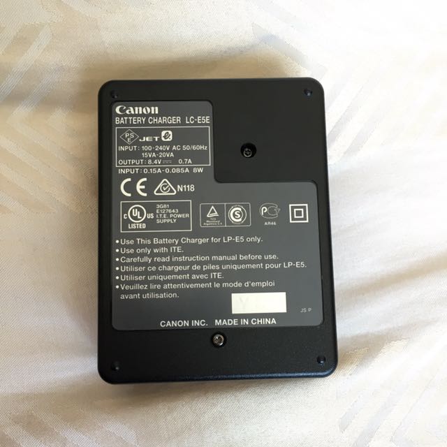 Original Canon LC-E5/LC-E5E Charger, Photography, Photography ...