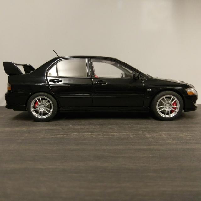 1/18 Custom Autoart Mitsubishi Lancer Evolution 8 (Black), Everything ...