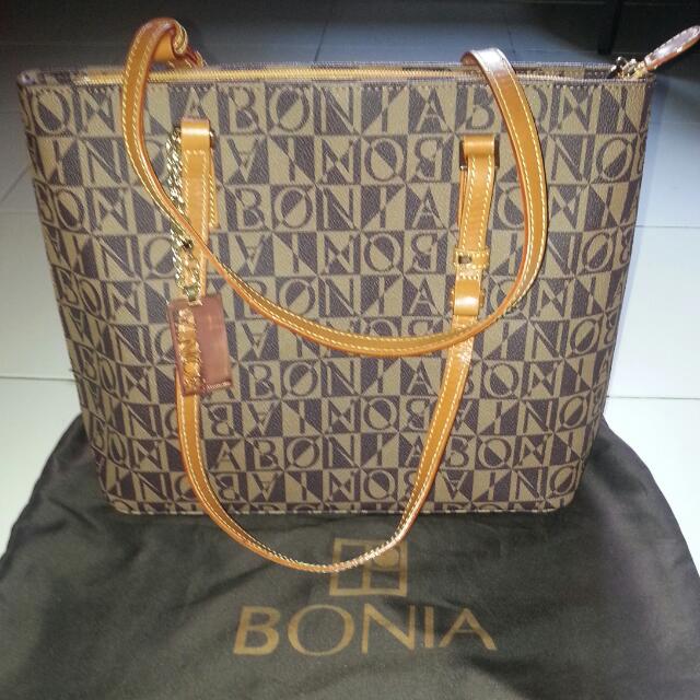 Bonia Bag, Luxury, Bags & Wallets on Carousell