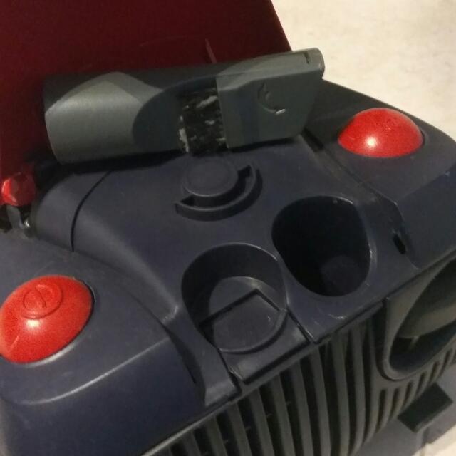 Philips Impact Vacuum Cleaner, Furniture & Home Living, Furniture ...