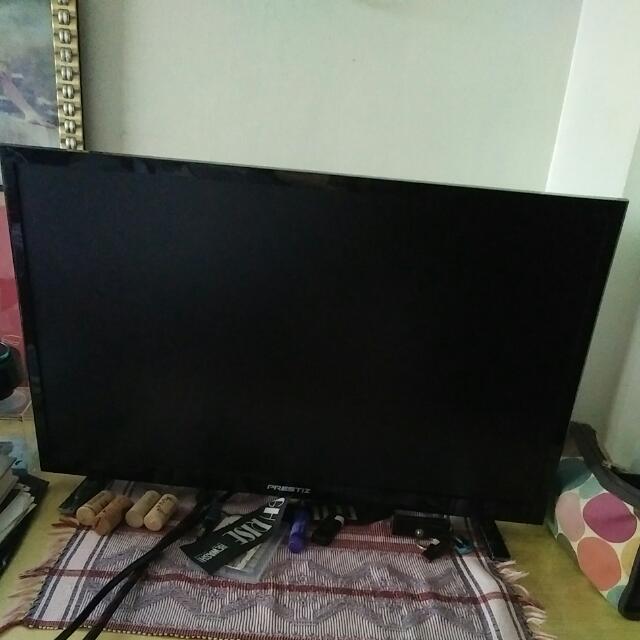Prestiz 24" LED TV Monitor 24CF3, Audio, Other Audio Equipment on Carousell