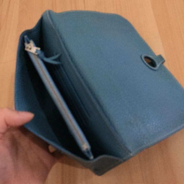Dompet Hermes Biru Muda, Fesyen Wanita, Tas & Dompet di Carousell