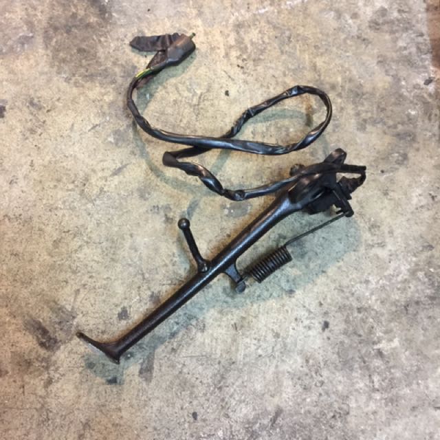 Honda CB400 Side Stand, Motorcycles, Motorcycle Accessories on Carousell