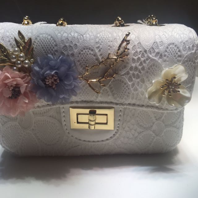 Small Classy Bag, Women's Fashion, Bags & Wallets, Tote Bags on Carousell