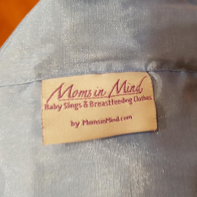 Pre-loved Moms in mind Sarong Baby Sling, Babies & Kids, Going Out ...