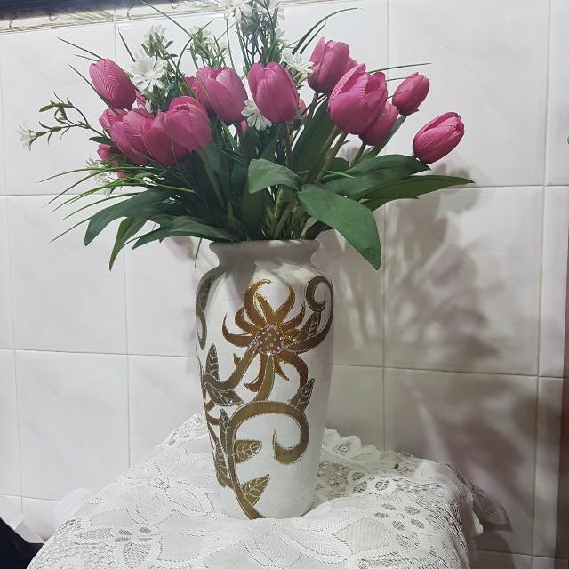 Hiasan Bunga Dan Pasu, Hobbies & Toys, Stationery & Craft, Handmade ...