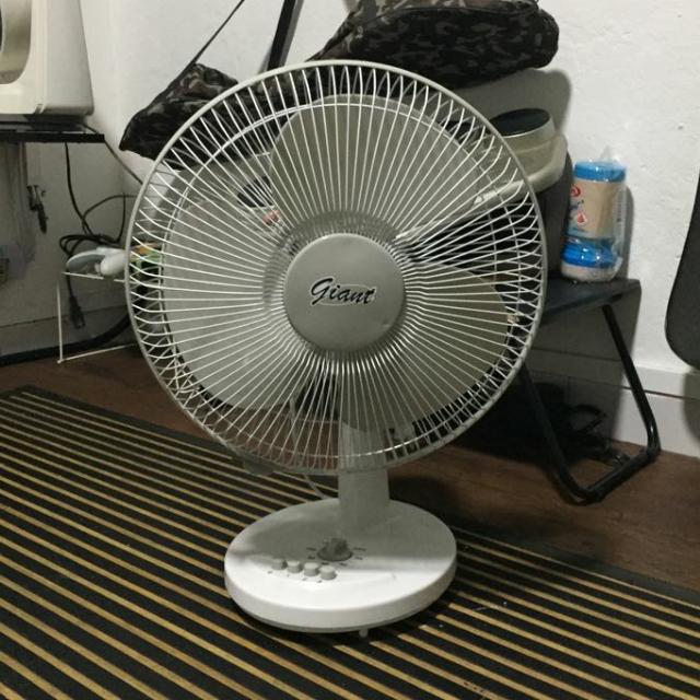 GIANT Brand Desk Fan, Furniture & Home Living, Lighting & Fans, Fans on ...