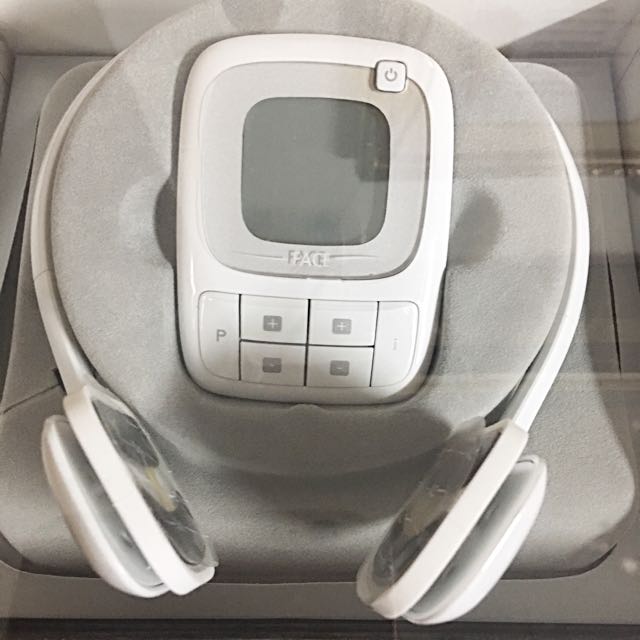 Slendertone Face, Health & Beauty, Bath & Body on Carousell