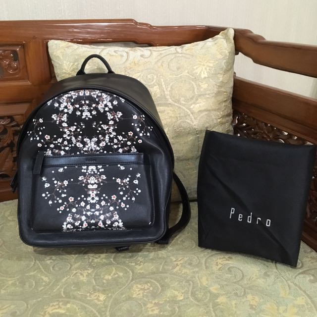 Pedro Backpack, Fesyen Wanita, Tas & Dompet di Carousell