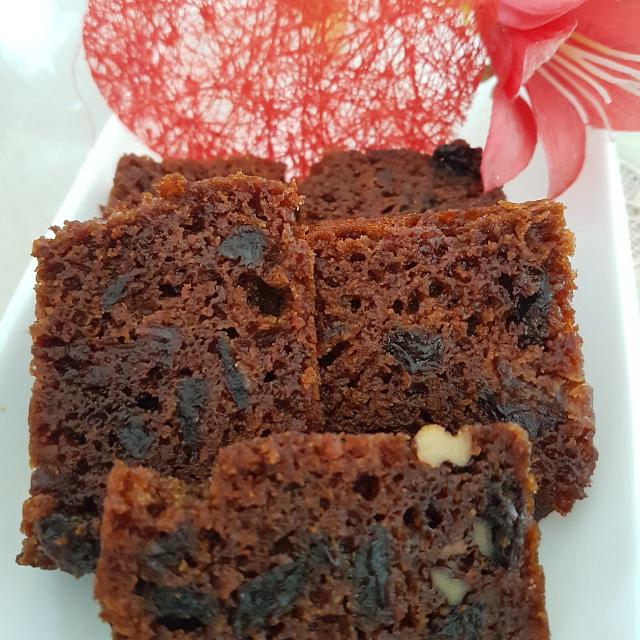 Kek Kukus / Fruit Cake, Food & Drinks, Homemade Bakes on Carousell