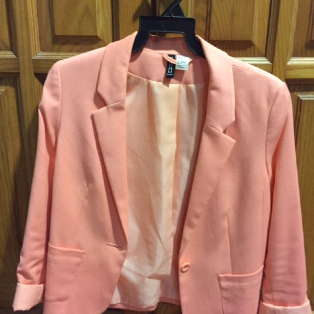 Peach Jacket, Women's Fashion, Coats, Jackets and Outerwear on Carousell