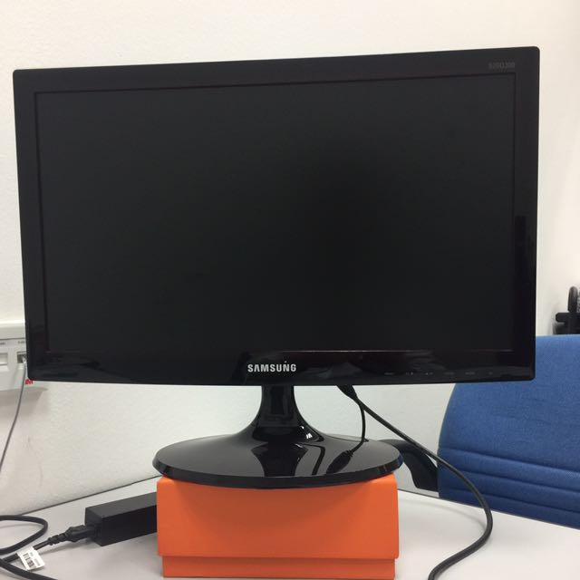 Samsung Hdmi Led Monitor 20", Computers & Tech, Desktops on Carousell