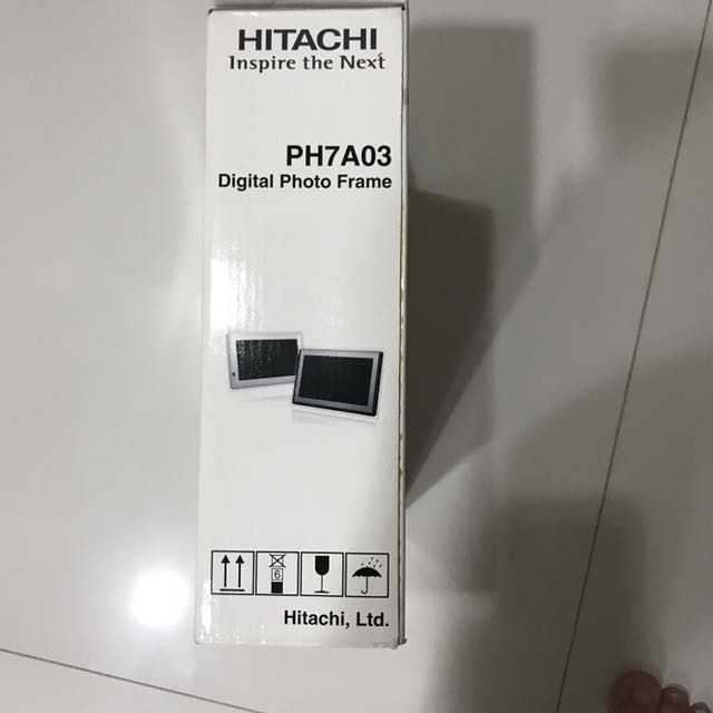 Hitachi Digital Photo Frame, Furniture & Home Living, Home Decor ...