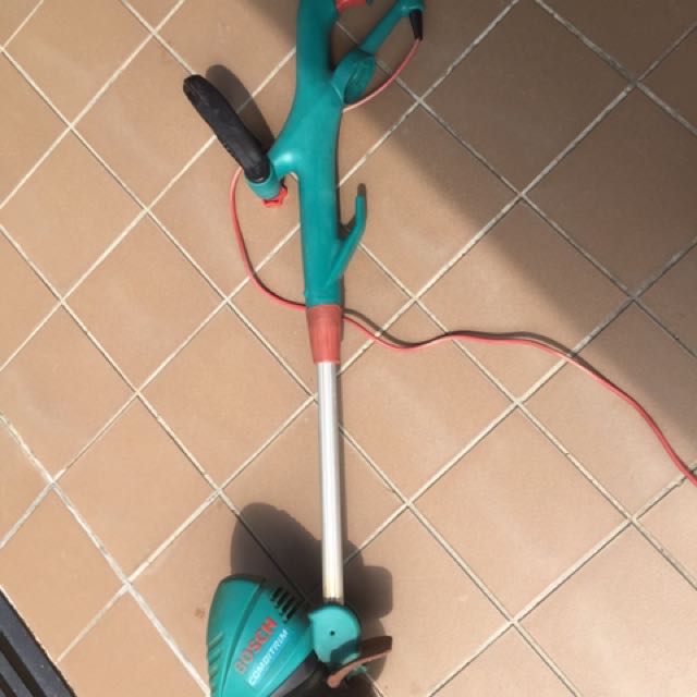 Combi Trim 23cm BOSCH, Furniture & Home Living, Gardening, Gardening ...