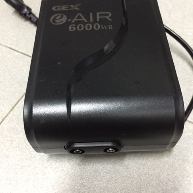 GEX e-Air 6000 WB Air Pump With 2 Outlets, Pet Supplies, Homes & Other Pet Accessories on Carousell