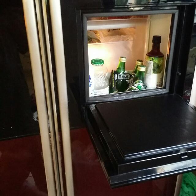 Samsung Zipel Two Door Fridge 686 Liter, TV & Home Appliances, Kitchen ...
