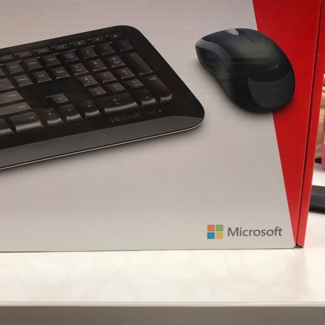 Microsoft Wireless 800 Keyboard And Mouse Set, Computers & Tech, Parts ...