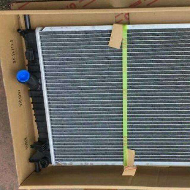 Ford Focus Radiator Assembly, Car Parts & Accessories on Carousell