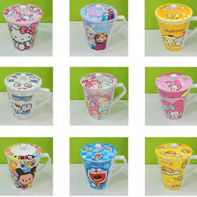 hello kitty gudetama frozen disney princess pom pom purin little twin ...