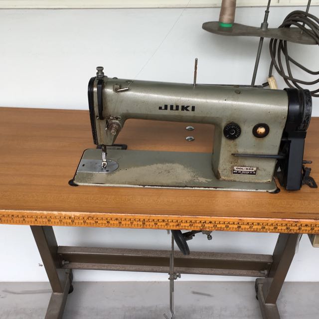 JUKI 555 Industrial Automatic Sewing Machine, Furniture & Home Living ...