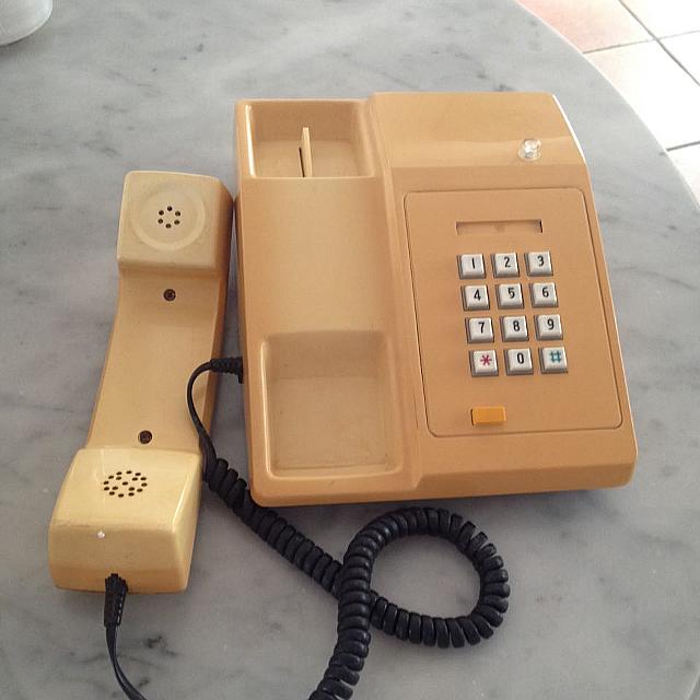 Vintage 80s telecom phone, Hobbies & Toys, Memorabilia & Collectibles ...