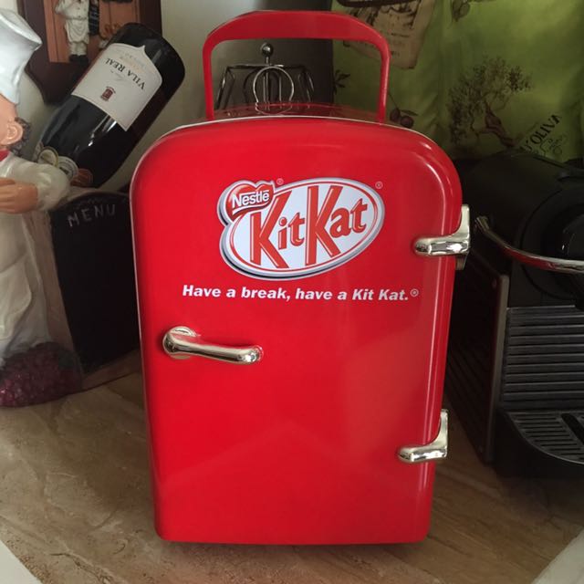 kitkat mini ref cooler and warmer, TV & Home Appliances, Kitchen ...