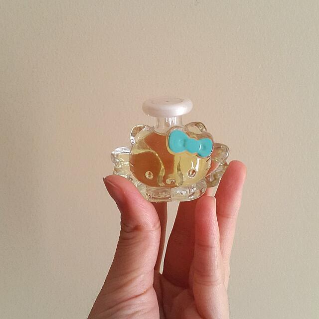 Sanrio Perfume Hello Kitty Edition, Kesehatan & Kecantikan, Parfum ...
