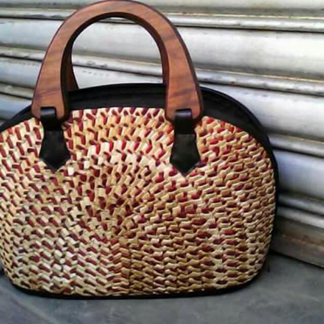 Native BAG, Women's Fashion, Bags & Wallets, Cross-body Bags on Carousell