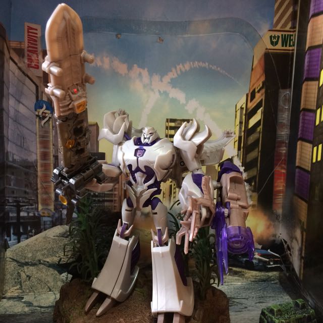 Transformers Prime Voyager - Megatron (BIB) With Arms Micron Dark ...