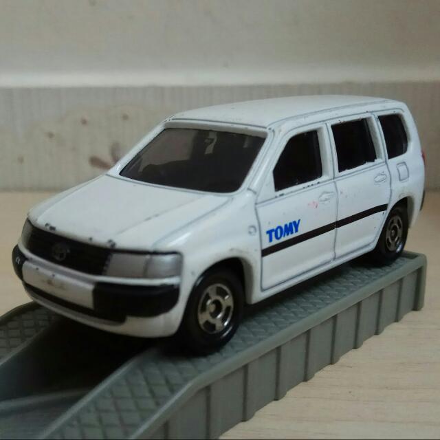 Tomica Tomy 2002年 No.97 Toyota Probox S. 1/57 Diecast, 興趣及遊戲, 玩具 & 遊戲類 ...