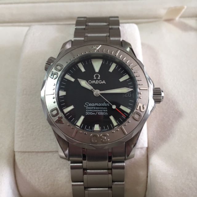 Omega Seamaster White Gold Bezel 2236.50, Luxury, Watches on Carousell