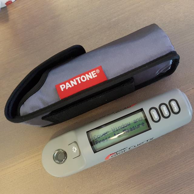 PANTONE handheld Colour Scanner COLOR CUE TX, Computers & Tech ...