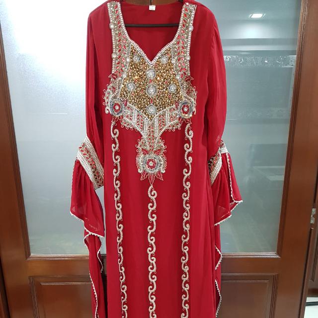 Used Red Jalabiya, Women's Fashion, Muslimah Fashion, Dresses on Carousell