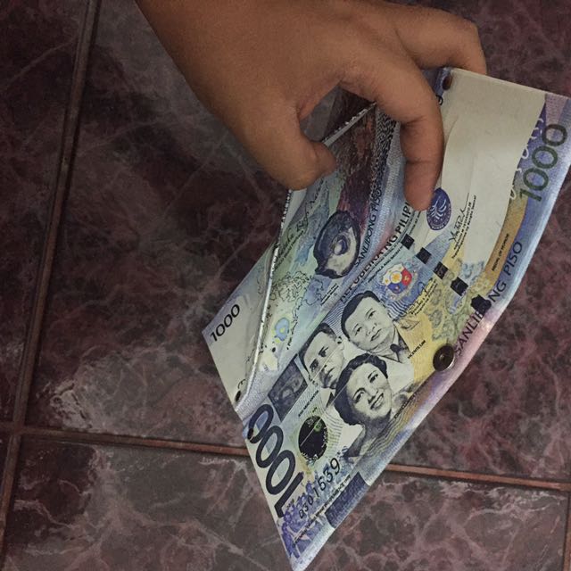 1000 Pesos Money Wallet, Women's Fashion, Bags & Wallets, Wallets ...